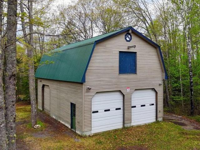 69 Tory Hill Rd, Phillips, ME 04966
