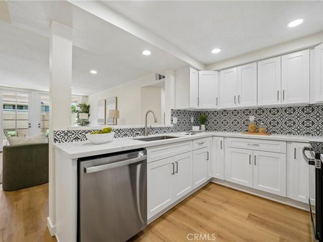 69 Town and Country Rd, Phillips Ranch, CA 91766