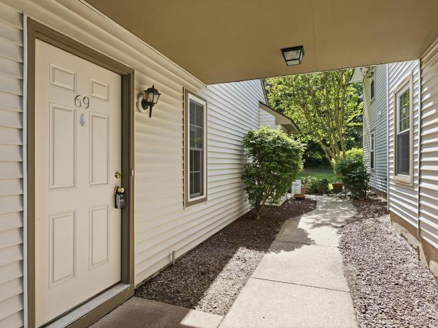 69 Waterview