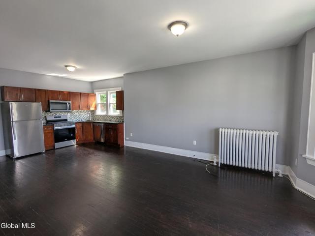 69 Winthrop Ave, Unit 2, Albany, NY 12203 | MLS #202615 | Compass