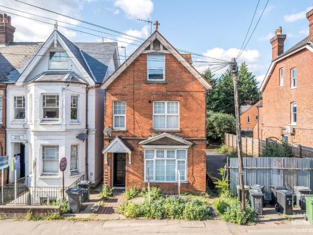 69 York Road, Guildford GU1, 1 bed flat to rent, £995 pcm | PrimeLocation