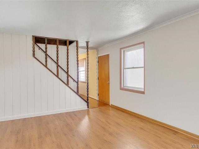 69 Ashford Avenue