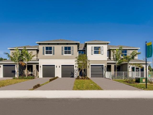 69 Bandol St, Riviera Beach, FL 33404