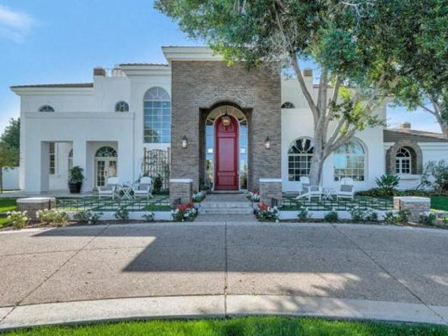 69 Biltmore Estate, Phoenix, AZ 85016
