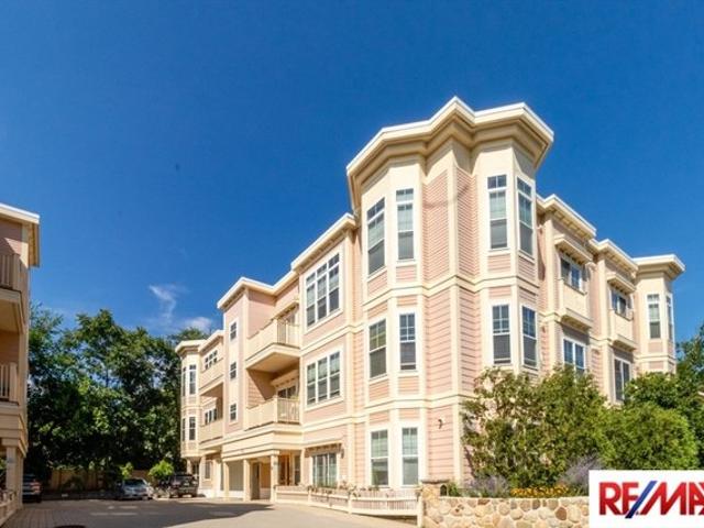 69 Bolton St Apt 101, Cambridge, MA 02140