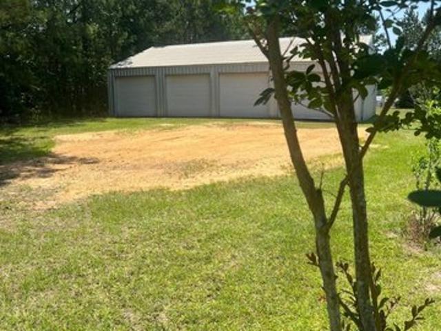 69 Blue Beard Dr, Florien, LA 71429
