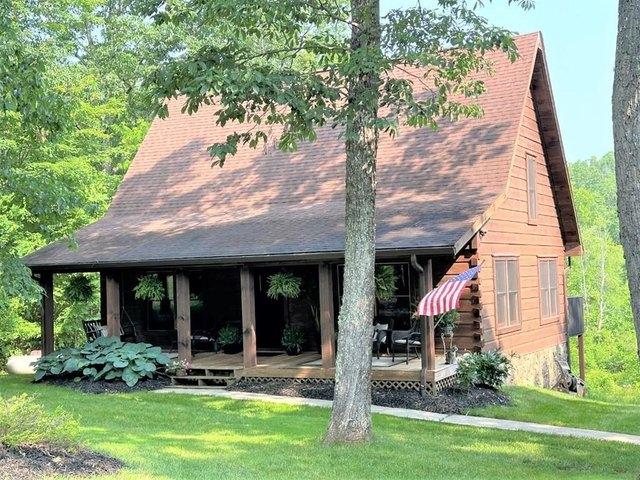 69 Cabin Village Rd, Hillsville, VA 24343