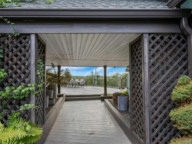 69 Cedar Pond Lane