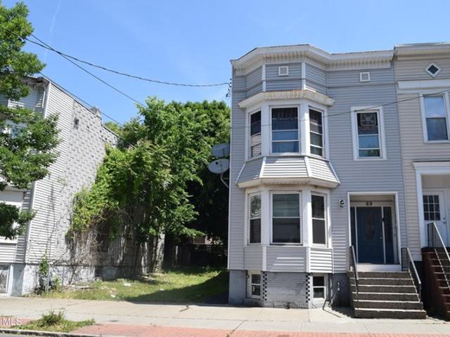 69 Dana Ave, Albany, NY 12208