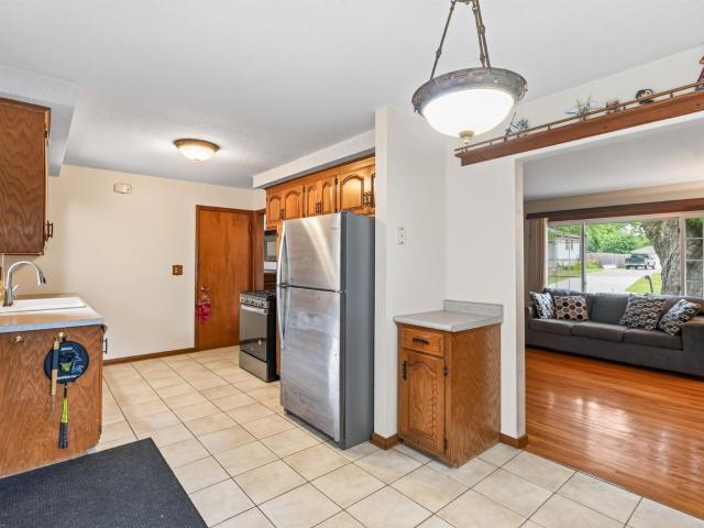 69 Dennis Lane N