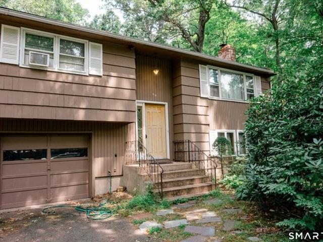 69 Discovery Rd, Vernon, CT 06066