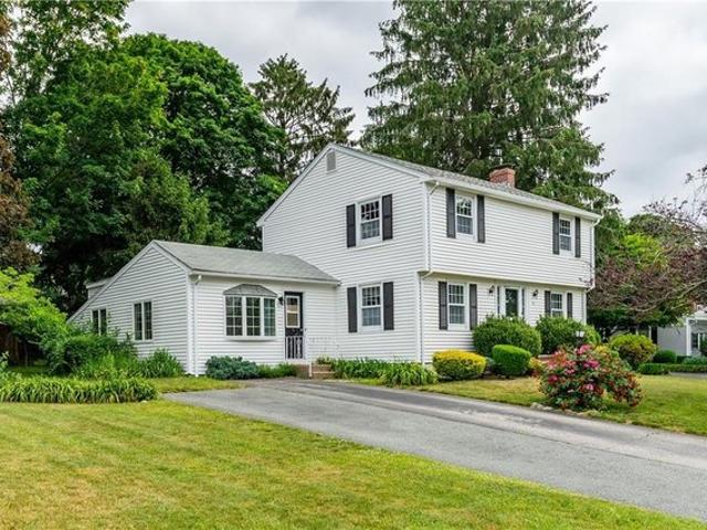 69 Douglas Rd, Warwick, RI 02886