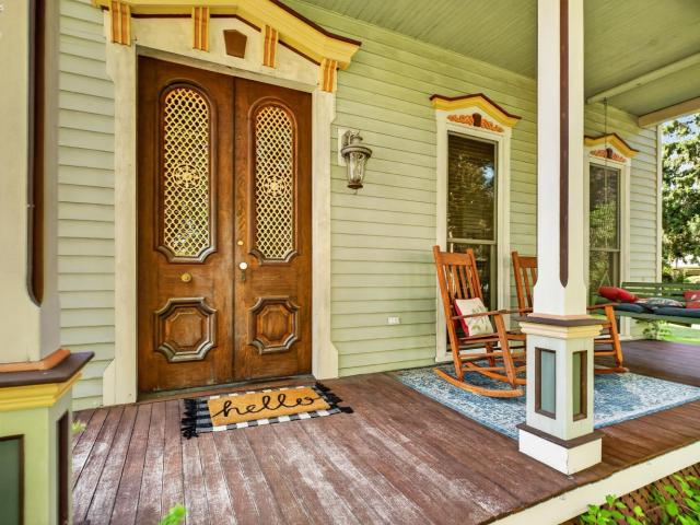 69 E Edison Drive
