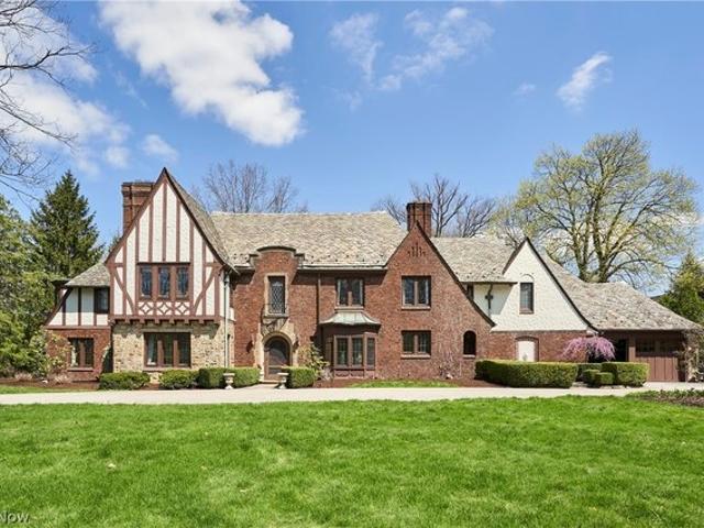 69 E Fairlawn Blvd, Akron, OH 44313