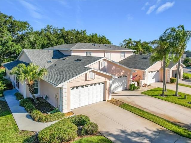 69 Enclave Dr, Winter Haven, FL 33884