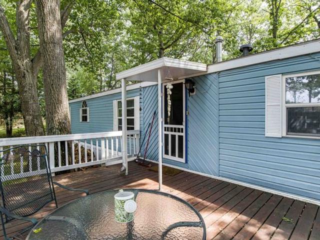 69 Erhardt Trl, Baraboo, WI 53913