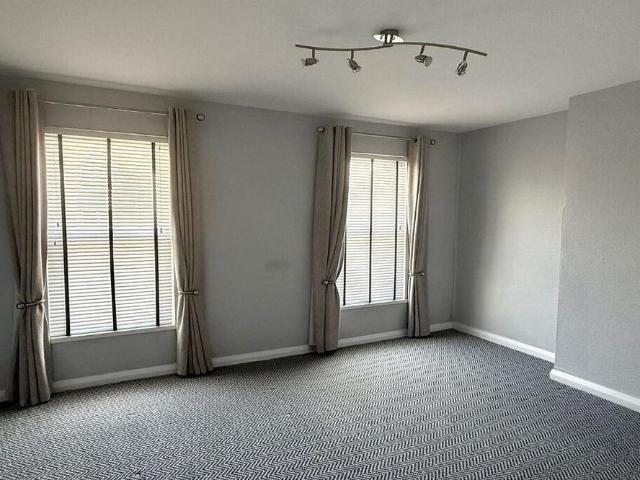 69 Euston Street, Belfast, BT6 9AF