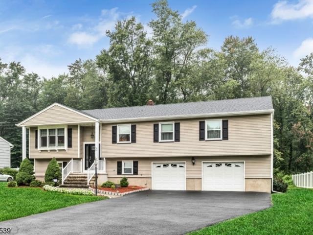 69 Forest Dr