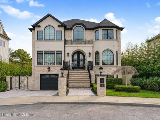 69 Giegerich Ave, Staten Island, NY 10307