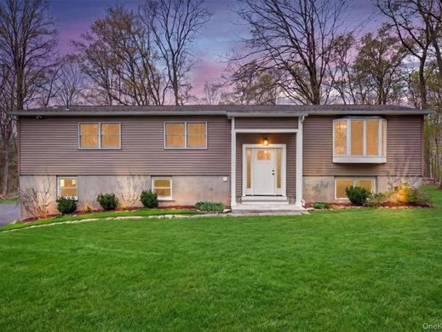 69 Hy Vue Ter, Cold Spring, NY 10516