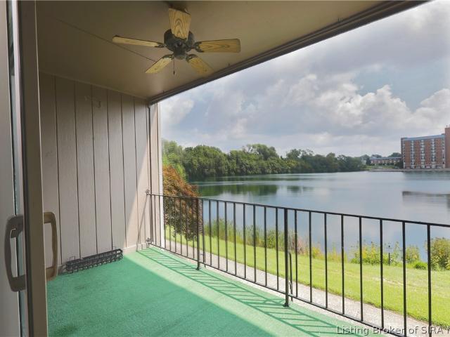 69 Lakeshore Drive