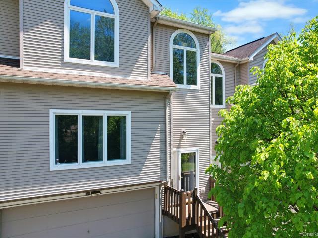 69 Leif Boulevard