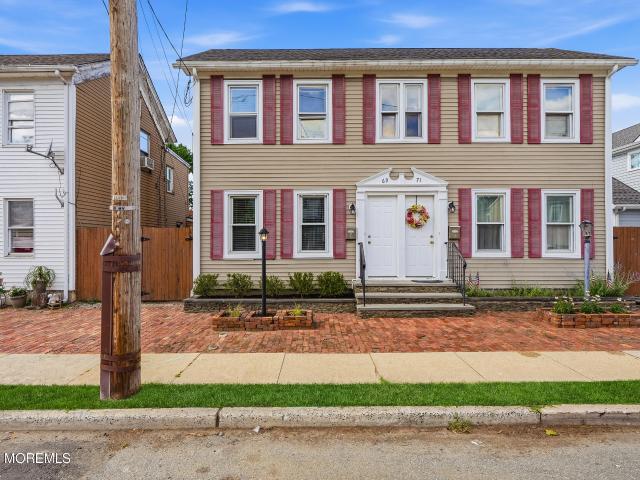 69 Linden Place