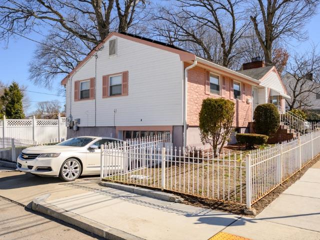 69 Mariposa St, Boston, MA 02136 | MLS #73492 | Compass