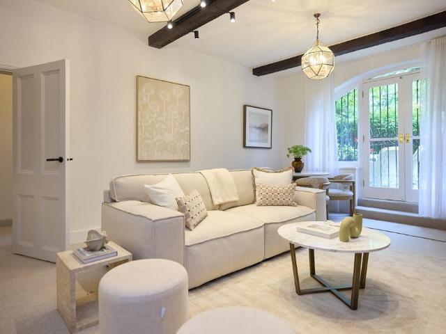 69 Marlborough Place, London 2 bed flat to rent £6,500 pcm £1,500 pw