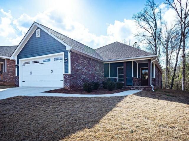 69 N Barnes Field Dr. Hattiesburg, MS 39402
