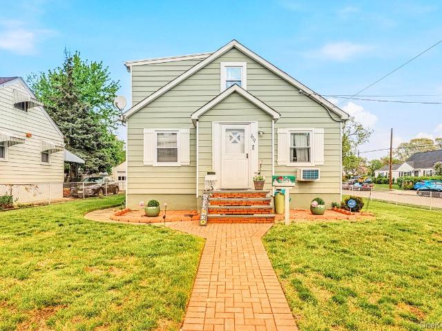 69 Nottingham Avenue