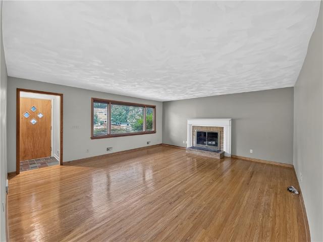 69 Plaza Drive