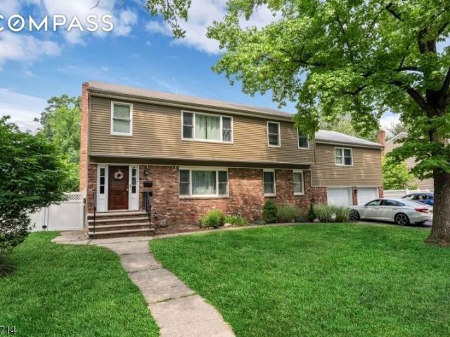 69 Prospect St, Paramus, NJ