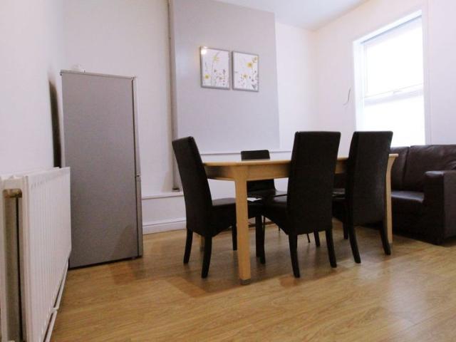 69 Ripon Street Sincil Bank, Lincoln, Lincolnshire, LN5 7NH