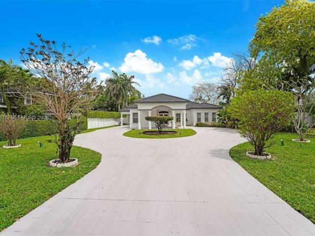 69 S Royal Poinciana Blvd, Miami Springs, FL 33166