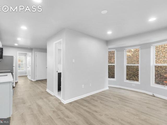69 Slocum St, Philadelphia, PA
