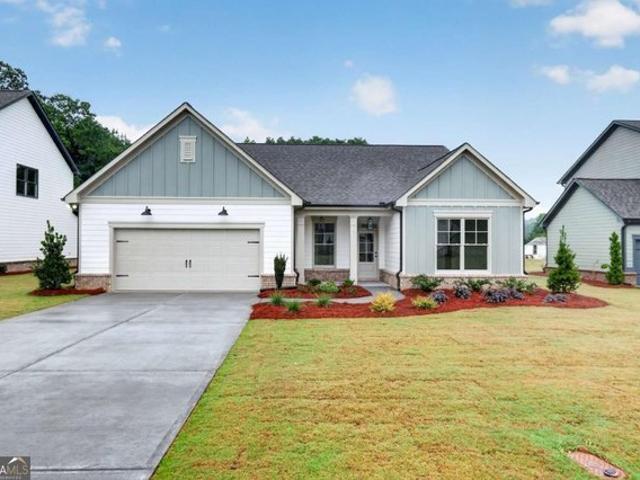 69 Stanley Dr, Winder, GA 30680