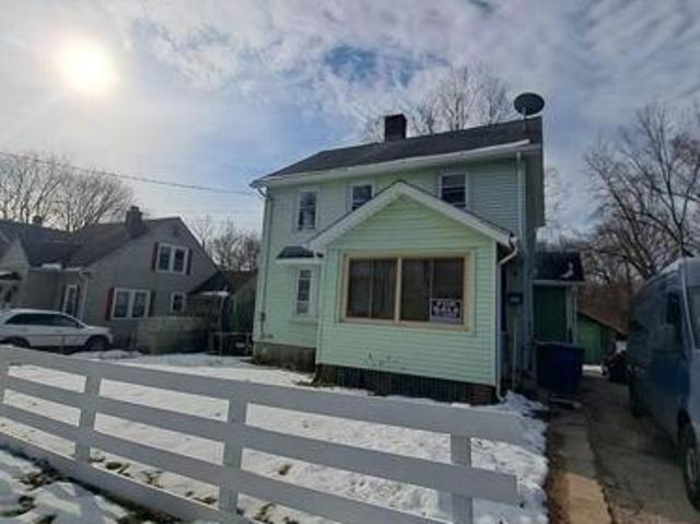 69 Suffolk St, Waterbury, CT 06704