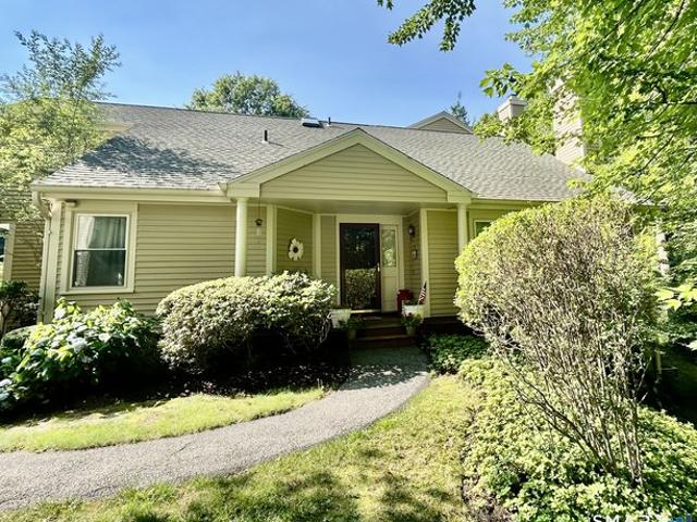 69 Sullivan Farm Rd Unit 69, New Milford, CT 06776