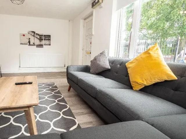 69G Raddlebarn Road, Stirchley, B29 6HE, United Kingdom | Room for rent #136659767 | Rentberry