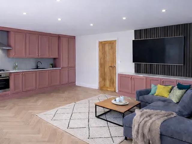 69G Raddlebarn Road, Stirchley, B29 6HE, United Kingdom | 1 bed house for rent #163120225 | Rentberry