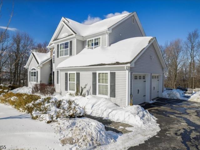 6 Murphy Court