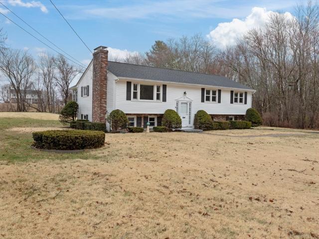 6 Myrtle St, Mendon, MA 01756 | MLS #73495 | Compass