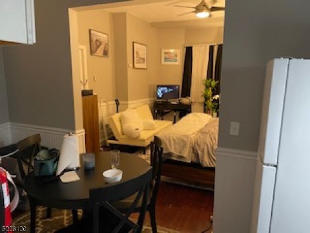6 Macculloch Ave # 1
