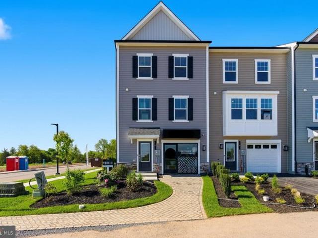6 Magnolia Ct, Gettysburg, PA 17325