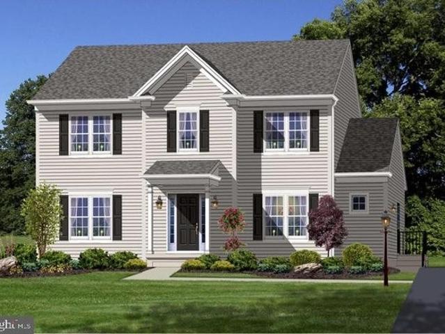 6 Marion St, Schwenksville, PA 19473