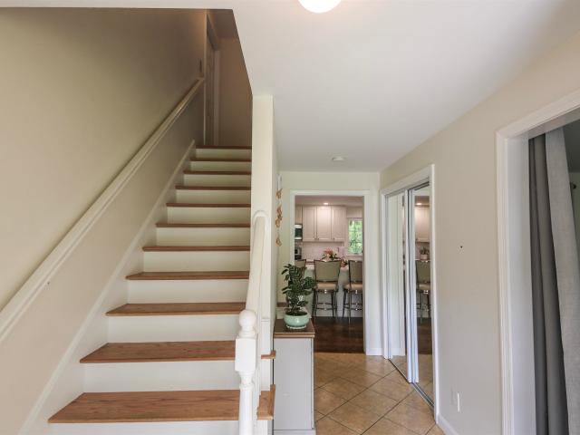 6 Maryann Lane