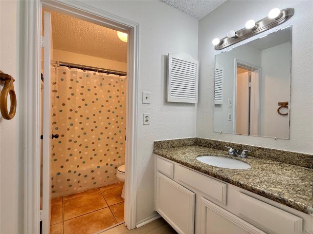 6 Maywind Ct, The Woodlands, TX 77381 | MLS #44172