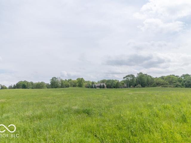 6 Meadowbrook Drive