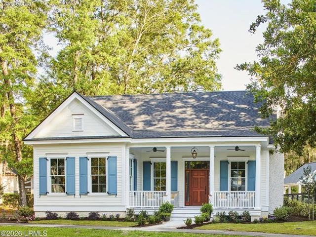 6 Meridian Rd, Beaufort, SC 29907